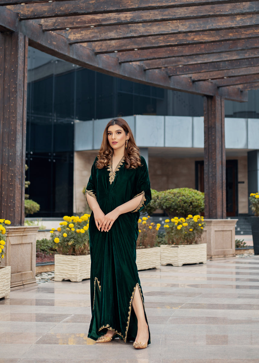 Nagine – PURPLE HAZE PRET STUDIO